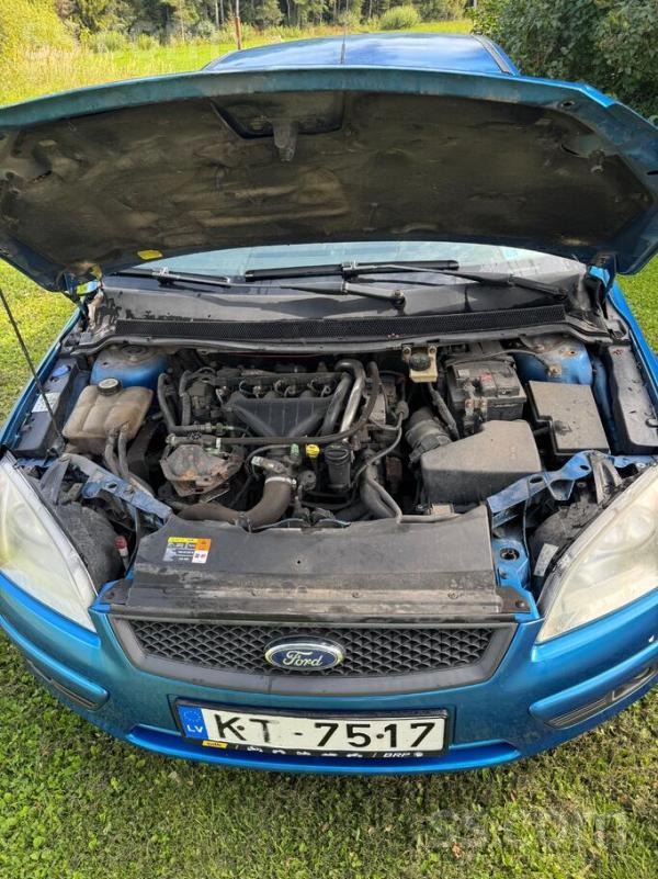 Форд Фокус 2005 в Валмиера на AUTOMOTO.COM.LV Синий Форд Фокус 2005 в Валмиера, объемом двигателя 2.00 л и пробегом 149 тыс. км за 1200 €, фото 4 на AUTOMOTO.COM.LV