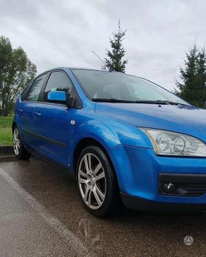Zils Ford Focus 2005 Vilkaviškis, ar dzinēja tilpumu 1.60 L un nobraukumu 204 tūkst. km par 1000 €, foto 3 vietnē AUTOMOTO.COM.LV