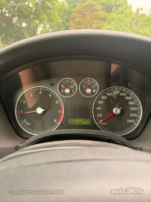 Zils Ford Focus 2005 Tallina, ar dzinēja tilpumu 1.60 L un nobraukumu 266 tūkst. km par 1800 €, foto 7 vietnē AUTOMOTO.COM.LV