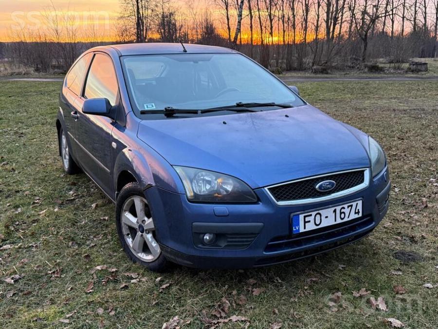 Zils Ford Focus 2005 Ogre, ar dzinēja tilpumu 1.60 L un nobraukumu 305 tūkst. km par 300 €, foto 1 vietnē AUTOMOTO.COM.LV