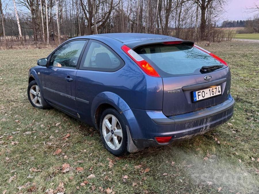 Zils Ford Focus 2005 Ogre, ar dzinēja tilpumu 1.60 L un nobraukumu 305 tūkst. km par 300 €, foto 5 vietnē AUTOMOTO.COM.LV