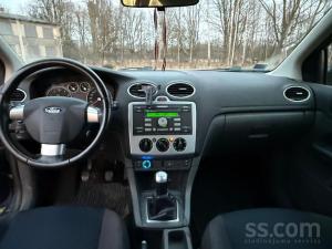 Zils Ford Focus 2005 Ogre, ar dzinēja tilpumu 1.60 L un nobraukumu 305 tūkst. km par 300 €, foto 7 vietnē AUTOMOTO.COM.LV
