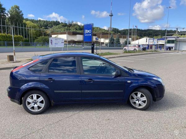 Zils Ford Focus 2005 Viļņa, ar dzinēja tilpumu 1.56 L un nobraukumu 237 tūkst. km par 950 €, foto 5 vietnē AUTOMOTO.COM.LV