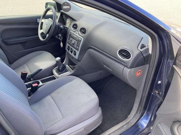 Zils Ford Focus 2005 Viļņa, ar dzinēja tilpumu 1.56 L un nobraukumu 237 tūkst. km par 950 €, foto 9 vietnē AUTOMOTO.COM.LV