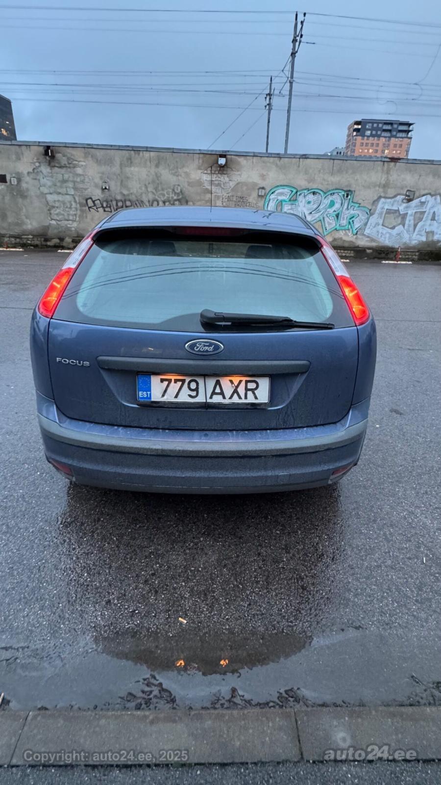 Blue Ford Focus 2006 in Tallinn, with an engine capacity of 1.60 L and mileage of 283 thousand km for 799 €, photo 4 on AUTOMOTO.COM.LV