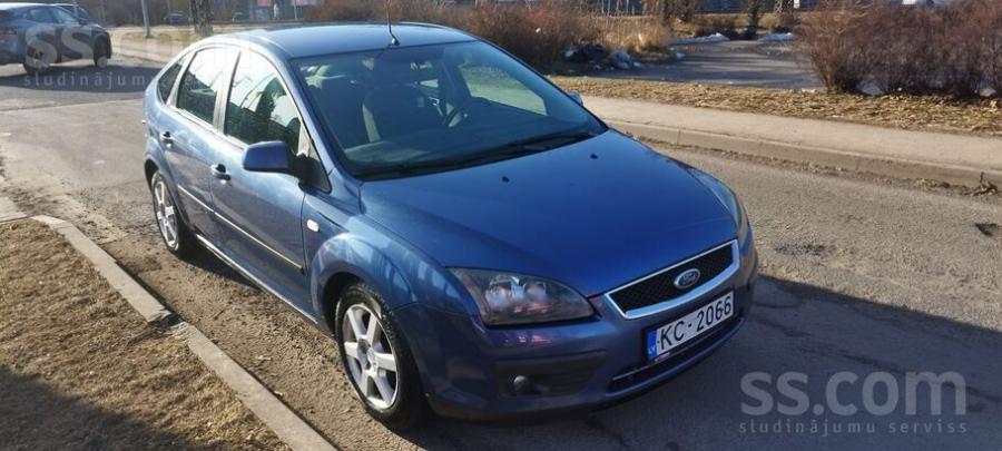 Zils Ford Focus 2006 Rīga, ar dzinēja tilpumu 1.60 L un nobraukumu 243 tūkst. km par 800 €, foto 2 vietnē AUTOMOTO.COM.LV
