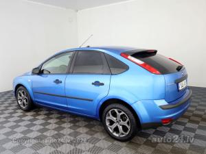 Zils Ford Focus 2006 Tallina, ar dzinēja tilpumu 1.60 L un nobraukumu 242 tūkst. km par 999 €, foto 4 vietnē AUTOMOTO.COM.LV
