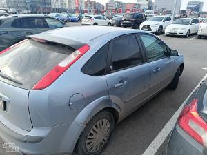 Blue Ford Focus 2006 in Vilnius, with an engine capacity of 1.60 L and mileage of 224 thousand km for 999 €, photo 10 on AUTOMOTO.COM.LV