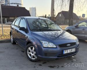 Zils Ford Focus 2006 Jelgava, ar dzinēja tilpumu 1.60 L un nobraukumu 280 tūkst. km par 1200 €, foto  vietnē AUTOMOTO.COM.LV