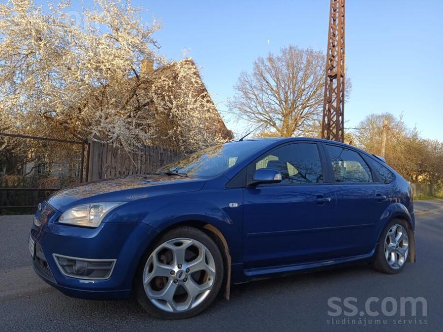 Zils Ford Focus 2006 Jūrmala, ar dzinēja tilpumu 2.50 L un nobraukumu 185 tūkst. km par 4440 €, foto 1 vietnē AUTOMOTO.COM.LV
