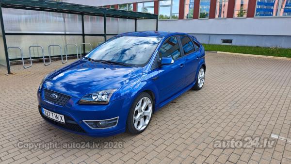 Zils Ford Focus 2006 Tallina, ar dzinēja tilpumu 2.50 L un nobraukumu 250 tūkst. km par 5500 €, foto 1 vietnē AUTOMOTO.COM.LV