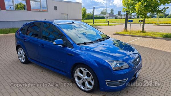 Zils Ford Focus 2006 Tallina, ar dzinēja tilpumu 2.50 L un nobraukumu 250 tūkst. km par 5500 €, foto 4 vietnē AUTOMOTO.COM.LV