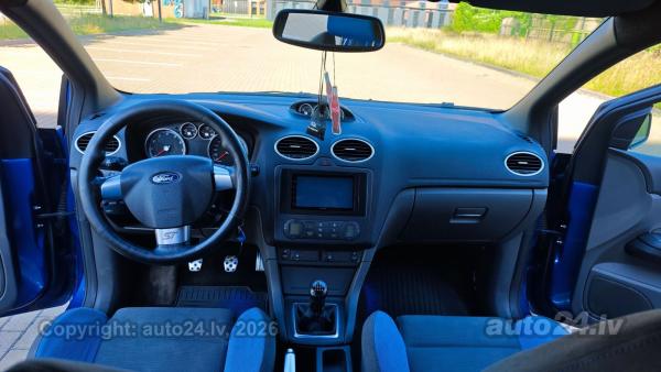 Zils Ford Focus 2006 Tallina, ar dzinēja tilpumu 2.50 L un nobraukumu 250 tūkst. km par 5500 €, foto 7 vietnē AUTOMOTO.COM.LV