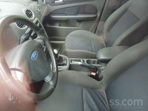 Zils Ford Focus 2006 Ventspils, ar dzinēja tilpumu 1.60 L un nobraukumu 267 tūkst. km par 1600 €, foto  vietnē AUTOMOTO.COM.LV