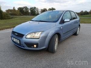 Blue Ford Focus 2006 in Riga, with an engine capacity of 1.40 L and mileage of 318 thousand km for 950 €, photo  on AUTOMOTO.COM.LV