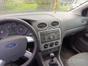 Zils Ford Focus 2006 Rīga, ar dzinēja tilpumu 1.40 L un nobraukumu 318 tūkst. km par 950 €, foto 6 vietnē AUTOMOTO.COM.LV