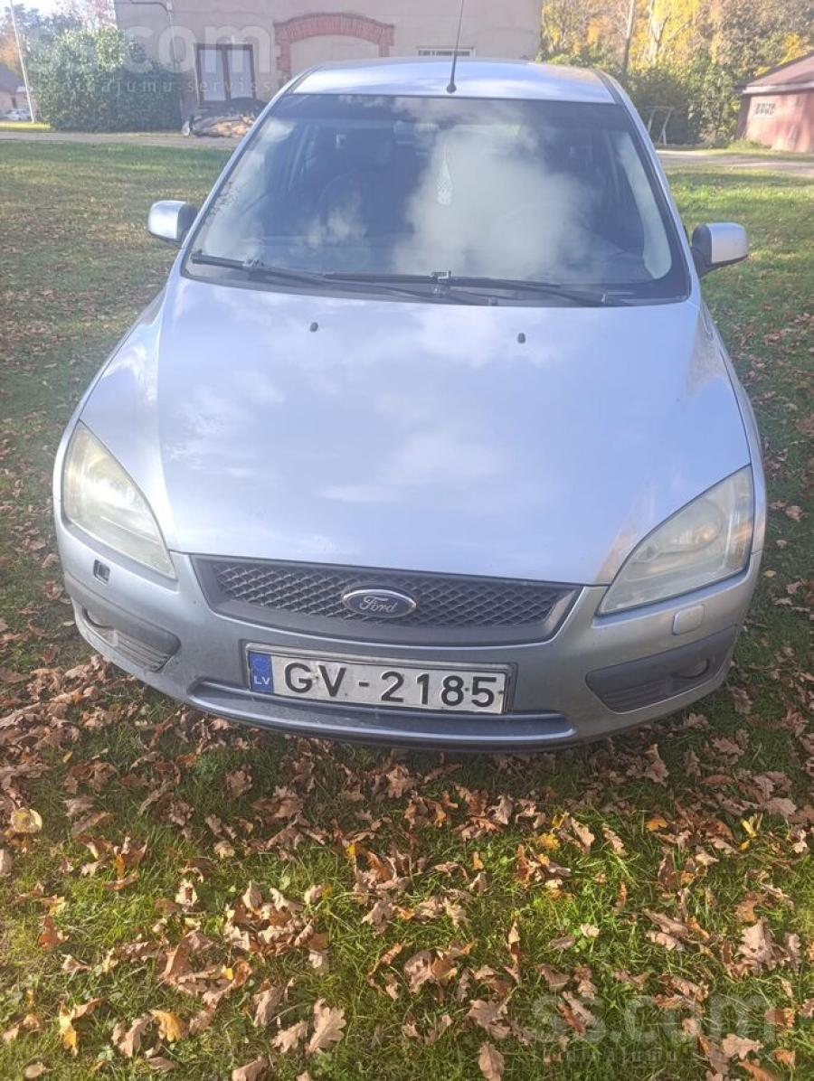 Zils Ford Focus 2006 Cēsis, ar dzinēja tilpumu 1.60 L un nobraukumu 363 tūkst. km par 800 €, foto 1 vietnē AUTOMOTO.COM.LV