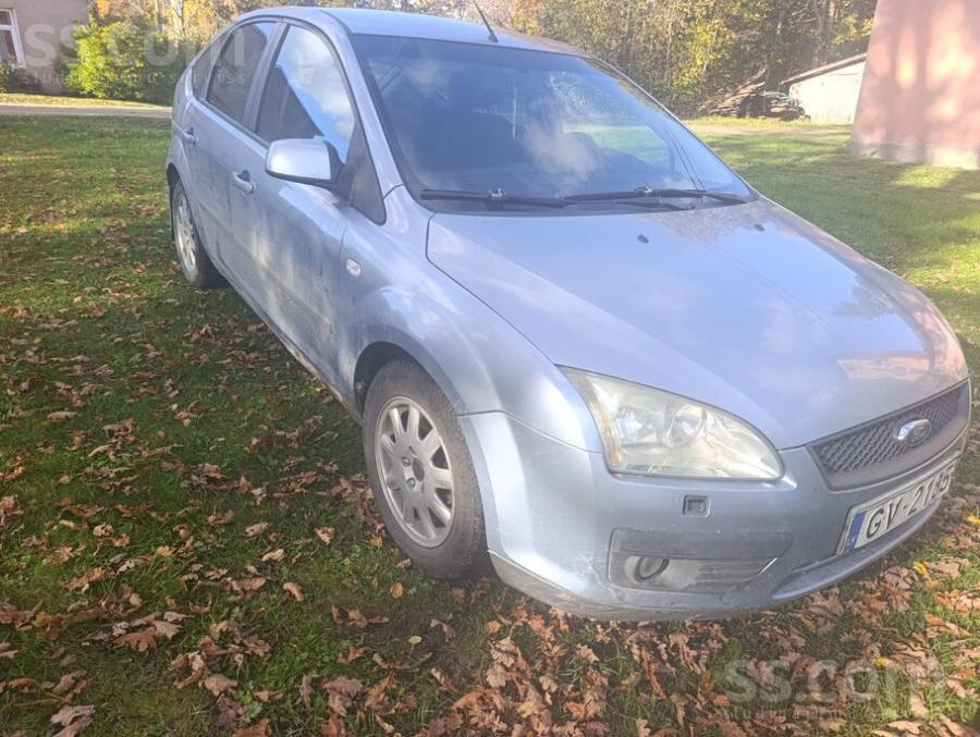 Zils Ford Focus 2006 Cēsis, ar dzinēja tilpumu 1.60 L un nobraukumu 363 tūkst. km par 800 €, foto 3 vietnē AUTOMOTO.COM.LV
