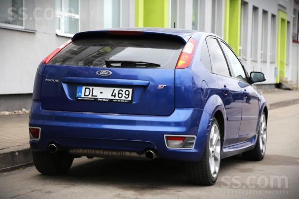 Blue Ford Focus 2007 in Riga, with an engine capacity of 2.50 L and mileage of 150 thousand km for 5495 €, photo 6 on AUTOMOTO.COM.LV