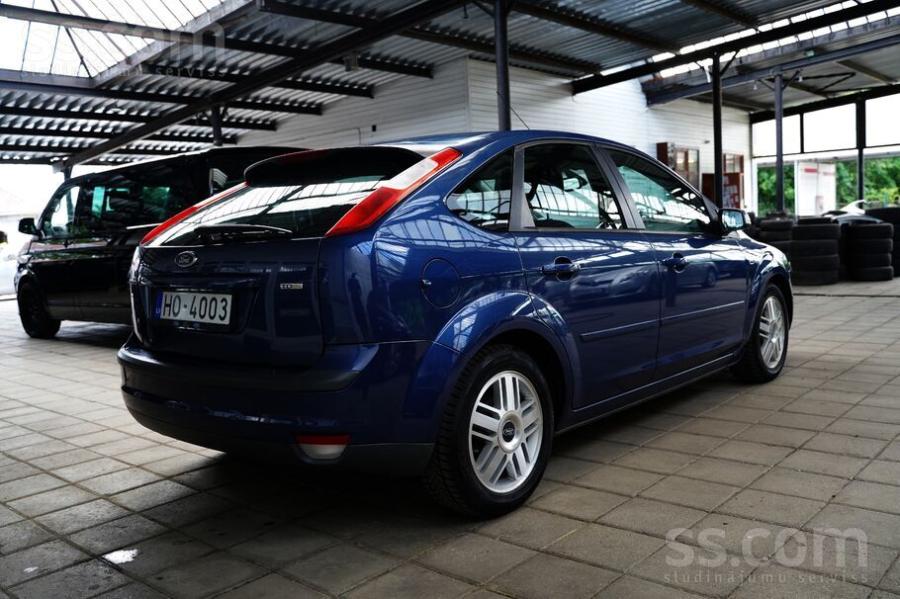 Zils Ford Focus 2007 Rīga, ar dzinēja tilpumu 1.60 L un nobraukumu 129 tūkst. km par 2500 €, foto 5 vietnē AUTOMOTO.COM.LV