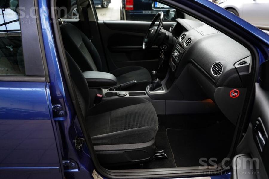 Zils Ford Focus 2007 Rīga, ar dzinēja tilpumu 1.60 L un nobraukumu 129 tūkst. km par 2500 €, foto 11 vietnē AUTOMOTO.COM.LV