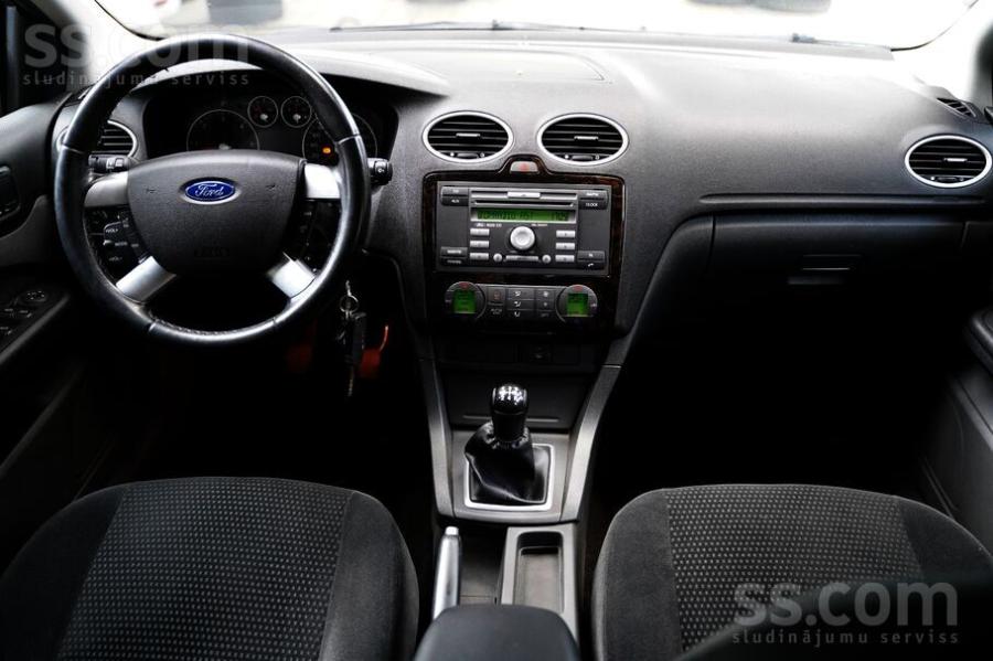 Zils Ford Focus 2007 Rīga, ar dzinēja tilpumu 1.60 L un nobraukumu 129 tūkst. km par 2500 €, foto 13 vietnē AUTOMOTO.COM.LV