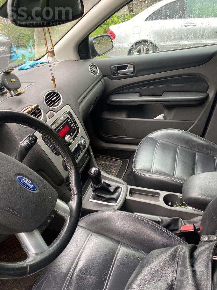 Blue Ford Focus 2007 in Riga, with an engine capacity of 1.50 L and mileage of 0 thousand km for 600 €, photo 5 on AUTOMOTO.COM.LV