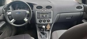 Blue Ford Focus 2007 in Vilnius, with an engine capacity of 1.39 L and mileage of 118 thousand km for 1200 €, photo 4 on AUTOMOTO.COM.LV
