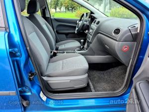Blue Ford Focus 2007 in Tallinn, with an engine capacity of 1.60 L and mileage of 174 thousand km for 1690 €, photo 7 on AUTOMOTO.COM.LV
