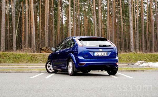Zils Ford Focus 2008 Rīga, ar dzinēja tilpumu 1.60 L un nobraukumu 238 tūkst. km par 2390 €, foto 7 vietnē AUTOMOTO.COM.LV