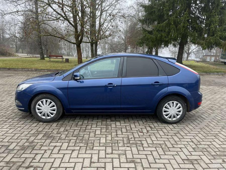 Zils Ford Focus 2008 Trakai, ar dzinēja tilpumu 1.80 L un nobraukumu 192 tūkst. km par 2490 €, foto 6 vietnē AUTOMOTO.COM.LV