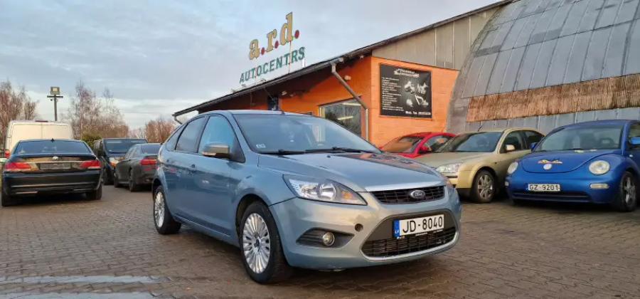 Blue Ford Focus 2008 in Valmiera, with an engine capacity of 1.80 L and mileage of 159 thousand km for 1550 €, photo 1 on AUTOMOTO.COM.LV