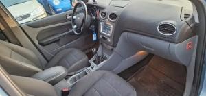 Blue Ford Focus 2008 in Valmiera, with an engine capacity of 1.80 L and mileage of 159 thousand km for 1550 €, photo 10 on AUTOMOTO.COM.LV
