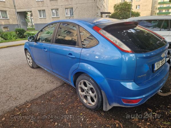 Zils Ford Focus 2008 Tallina, ar dzinēja tilpumu 1.60 L un nobraukumu 180 tūkst. km par 1100 €, foto 4 vietnē AUTOMOTO.COM.LV