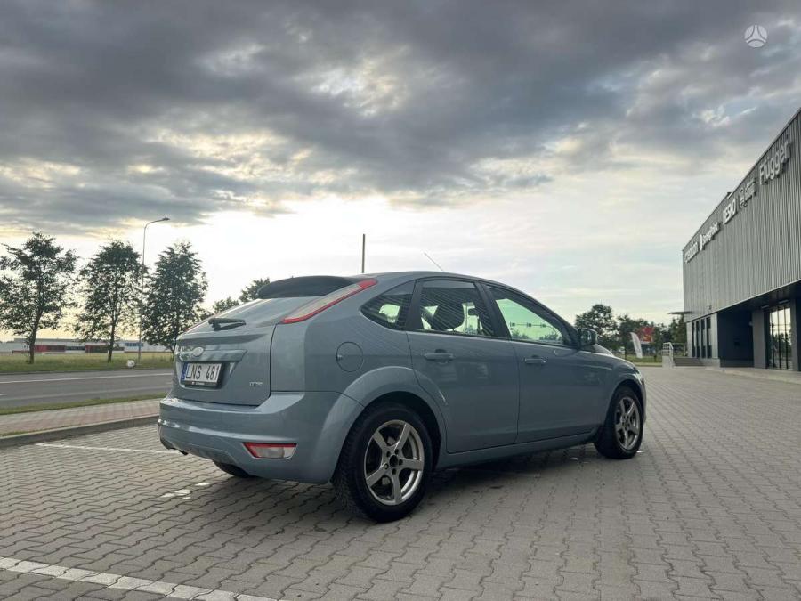 Zils Ford Focus 2008 Panevēža, ar dzinēja tilpumu 1.60 L un nobraukumu 317 tūkst. km par 950 €, foto 9 vietnē AUTOMOTO.COM.LV