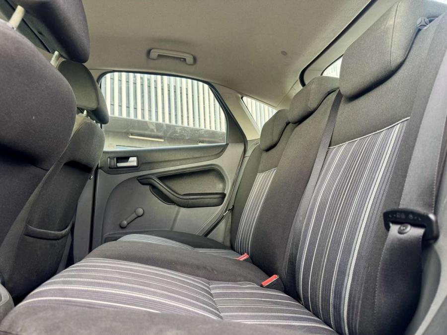 Zils Ford Focus 2008 Panevēža, ar dzinēja tilpumu 1.60 L un nobraukumu 317 tūkst. km par 950 €, foto 16 vietnē AUTOMOTO.COM.LV