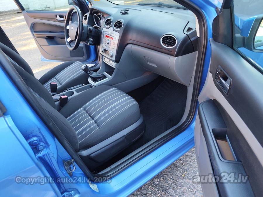 Blue Ford Focus 2008 in Tartu, with an engine capacity of 1.60 L and mileage of 170 thousand km for 2600 €, photo 15 on AUTOMOTO.COM.LV