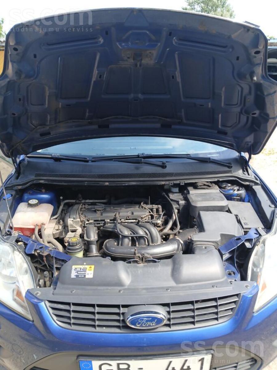 Blue Ford Focus 2008 in Ludza, with an engine capacity of 1.60 L and mileage of 168 thousand km for 2450 €, photo 3 on AUTOMOTO.COM.LV