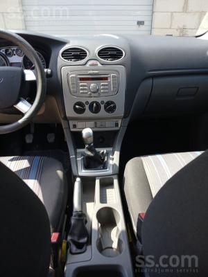 Blue Ford Focus 2008 in Ludza, with an engine capacity of 1.60 L and mileage of 168 thousand km for 2450 €, photo 5 on AUTOMOTO.COM.LV