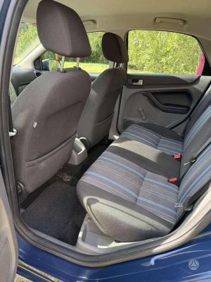 Zils Ford Focus 2008 Viļņa, ar dzinēja tilpumu 2.00 L un nobraukumu 143 tūkst. km par 4599 €, foto 10 vietnē AUTOMOTO.COM.LV