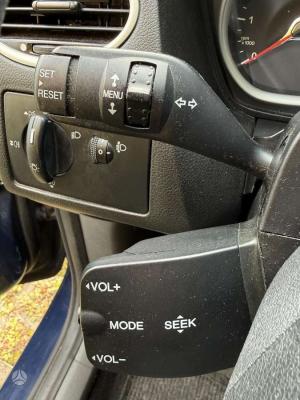 Zils Ford Focus 2008 Viļņa, ar dzinēja tilpumu 2.00 L un nobraukumu 143 tūkst. km par 4599 €, foto 13 vietnē AUTOMOTO.COM.LV