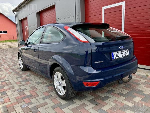 Zils Ford Focus 2009 Talsi, ar dzinēja tilpumu 1.60 L un nobraukumu 189 tūkst. km par 3500 €, foto 5 vietnē AUTOMOTO.COM.LV