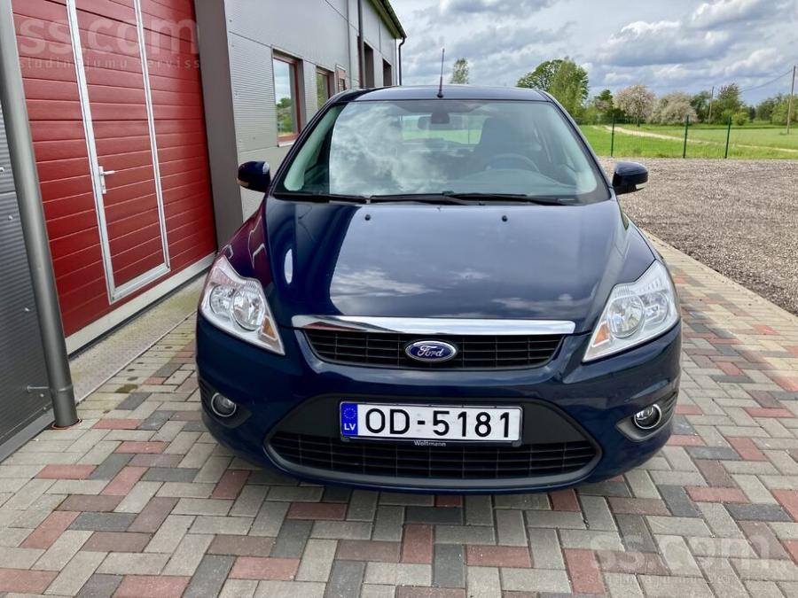 Blue Ford Focus 2009 in Talsi, with an engine capacity of 1.60 L and mileage of 189 thousand km for 3500 €, photo 8 on AUTOMOTO.COM.LV
