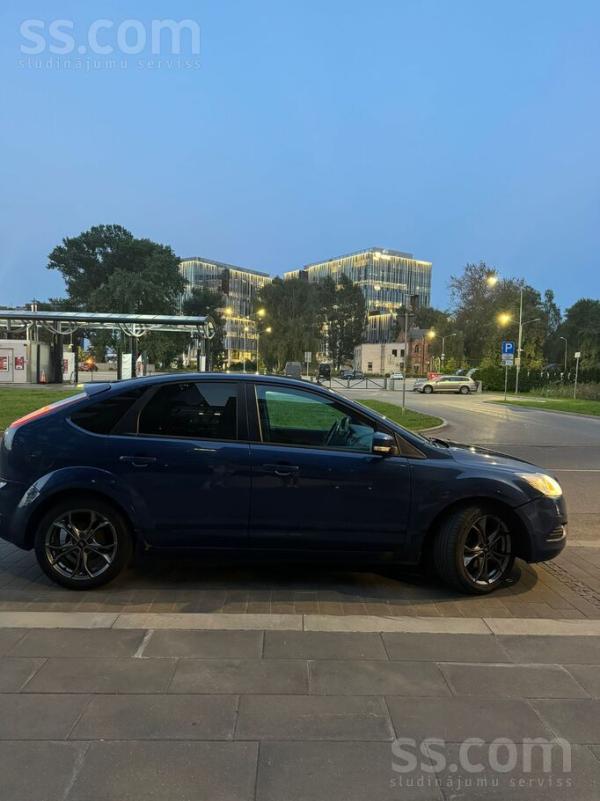 Zils Ford Focus 2009 Rīga, ar dzinēja tilpumu 1.60 L un nobraukumu 335 tūkst. km par 1600 €, foto 3 vietnē AUTOMOTO.COM.LV