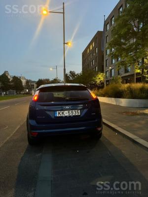 Zils Ford Focus 2009 Rīga, ar dzinēja tilpumu 1.60 L un nobraukumu 335 tūkst. km par 1600 €, foto 5 vietnē AUTOMOTO.COM.LV