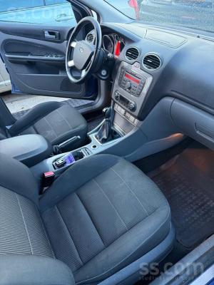 Zils Ford Focus 2009 Rīga, ar dzinēja tilpumu 1.60 L un nobraukumu 335 tūkst. km par 1600 €, foto 10 vietnē AUTOMOTO.COM.LV
