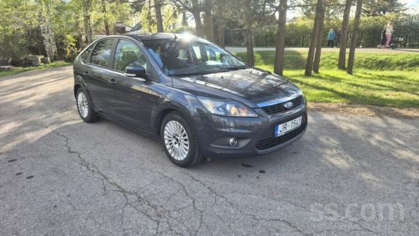 Blue Ford Focus 2010 in Riga, with an engine capacity of 1.80 L and mileage of 240 thousand km for 2050 €, photo 3 on AUTOMOTO.COM.LV