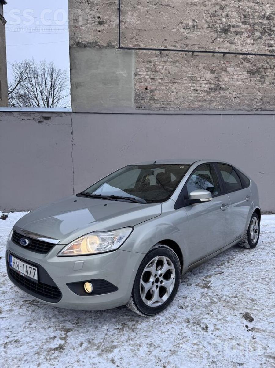 Zils Ford Focus 2010 Rīga, ar dzinēja tilpumu 1.60 L un nobraukumu 218 tūkst. km par 1350 €, foto 1 vietnē AUTOMOTO.COM.LV