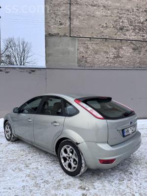 Zils Ford Focus 2010 Rīga, ar dzinēja tilpumu 1.60 L un nobraukumu 218 tūkst. km par 1350 €, foto 5 vietnē AUTOMOTO.COM.LV