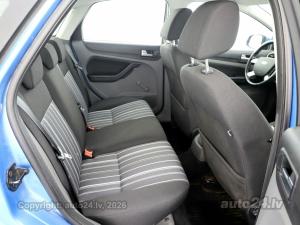 Blue Ford Focus 2010 in Tallinn, with an engine capacity of 1.60 L and mileage of 212 thousand km for 999 €, photo 8 on AUTOMOTO.COM.LV